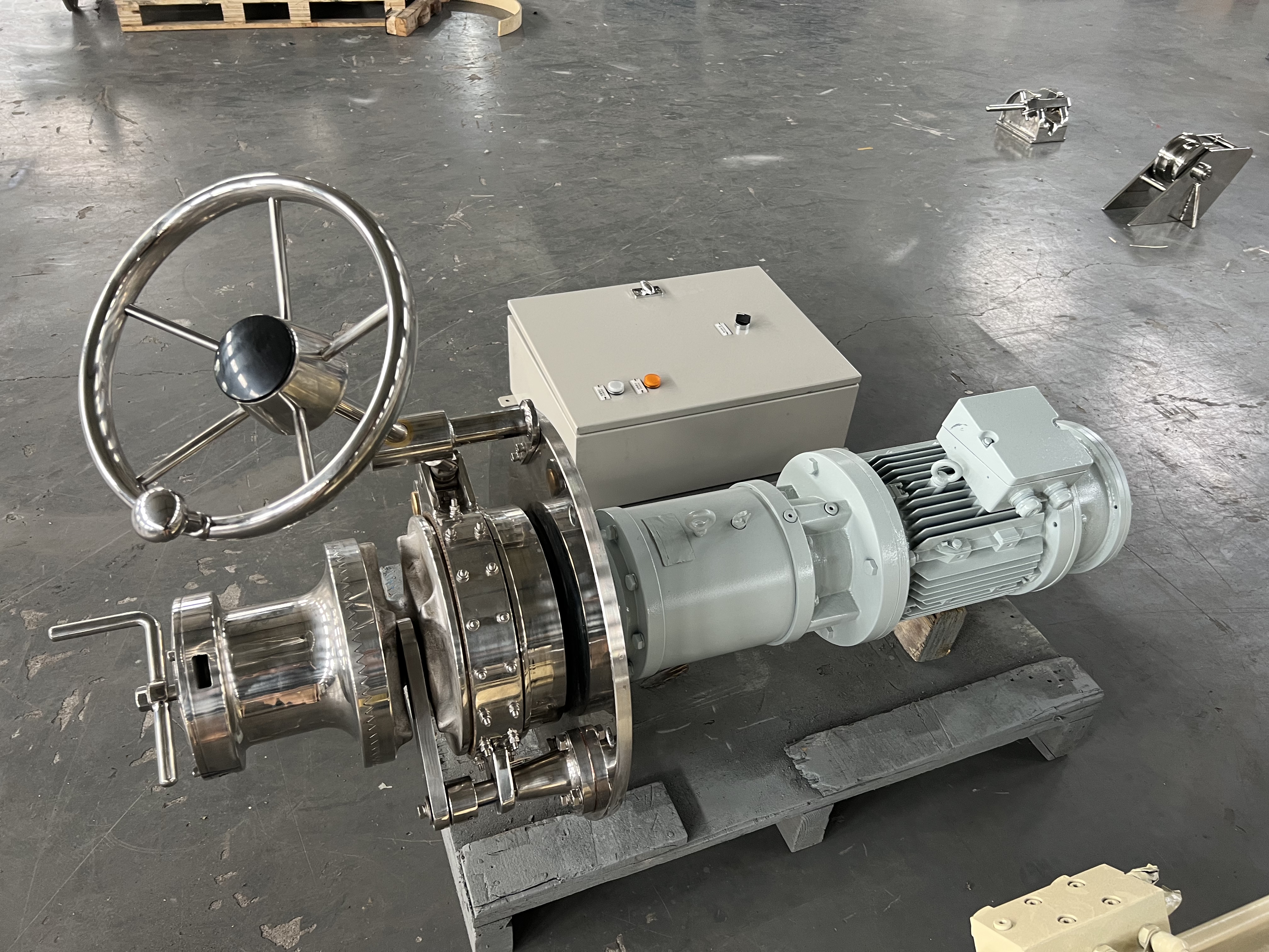 Marine vertical capstan anchor windlass for all boat/ship